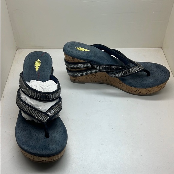 Volatile | Shoes | Volatile Leather Bling Wedge Slides Sandals Shoes ...